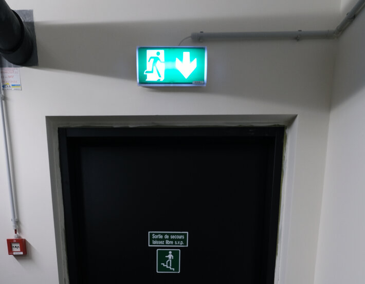 KCW019ML-IP64 | Exit sign Centralised power supply systems